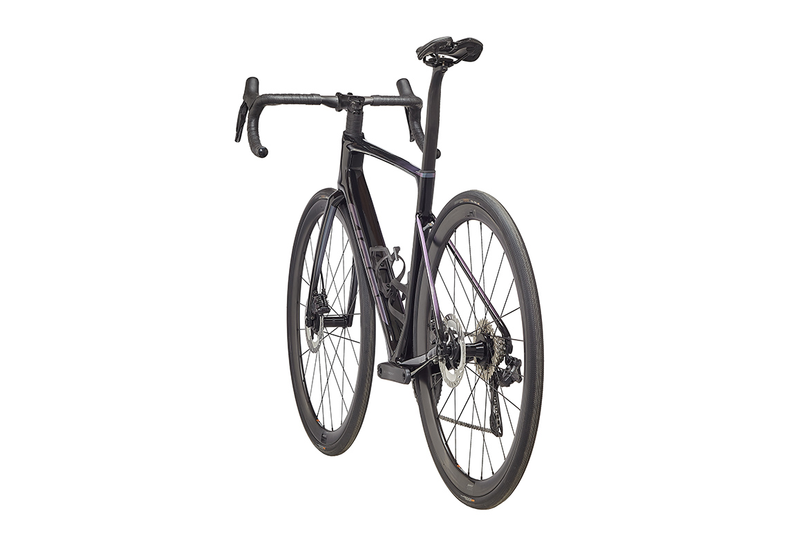 High Performance Endurance Road Bike | Giant Defy Advanced Pro (2024) | Giant Bicycles UK