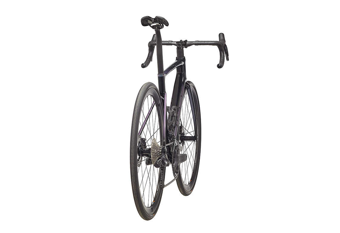 High Performance Endurance Road Bike | Giant Defy Advanced Pro (2024) | Giant Bicycles UK